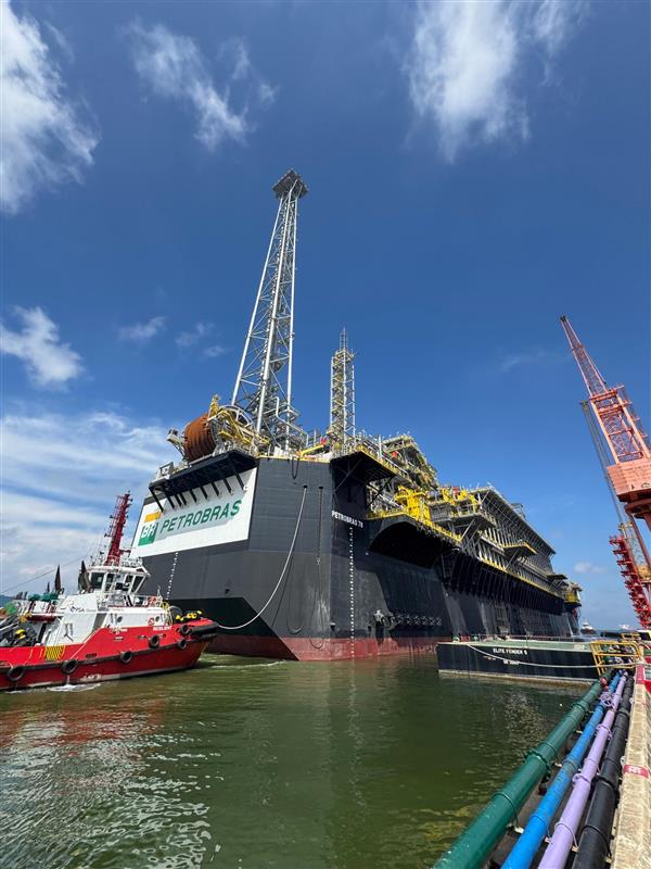 FPSO P-78 deixa Singapura rumo ao campo de Búzios